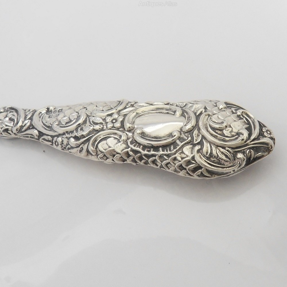 Antiques Atlas - Superior Victorian Silver Handled Button Hook