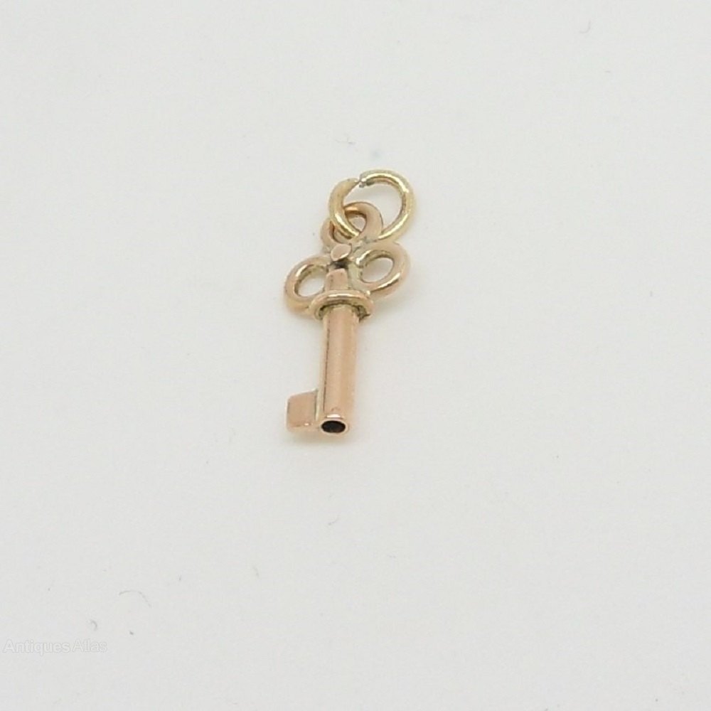Antiques Atlas - Vintage 9ct Rose Gold Key Charm