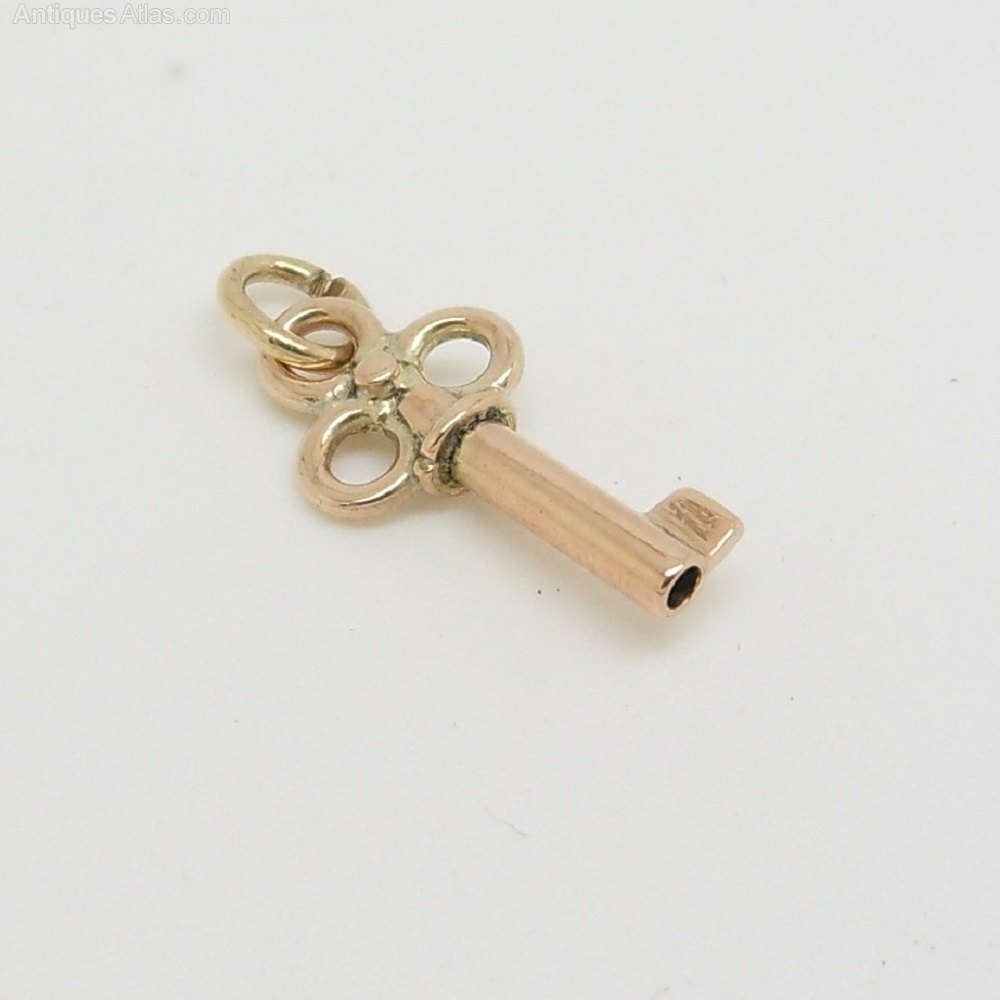 Antiques Atlas - Vintage 9ct Rose Gold Key Charm as309a1462 / 37260