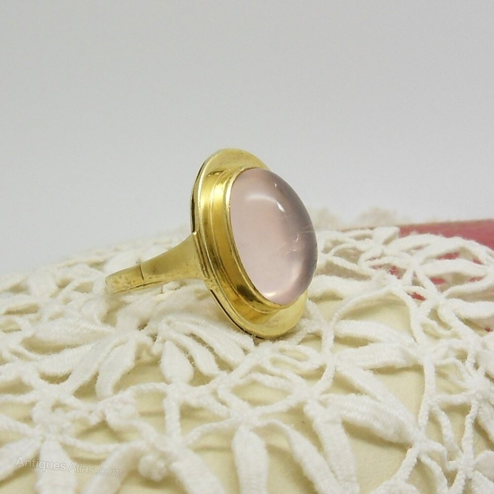 Antiques Atlas - Vintage Cabochon Rose Quartz Set Ring Marked 750 ...