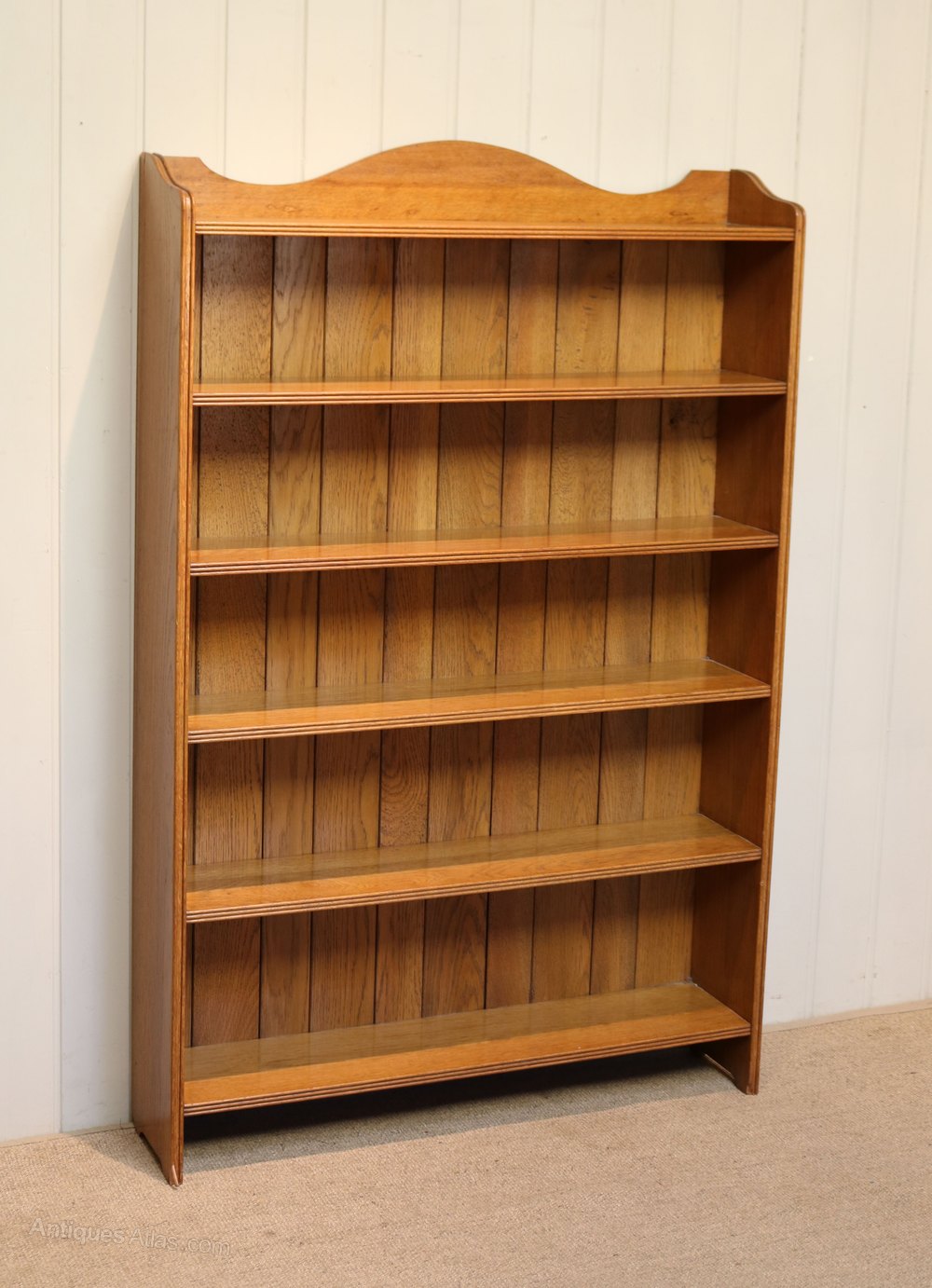 Edwardian Light Oak Open Bookcase - Antiques Atlas