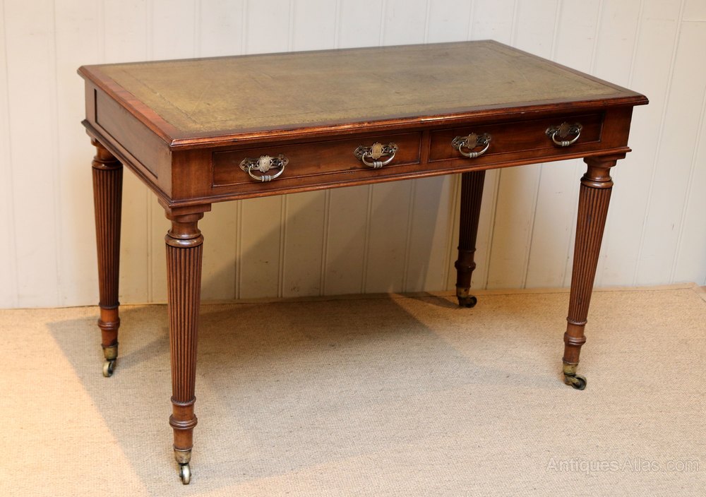 Mahogany Gillows Design Writing Desk - Antiques Atlas