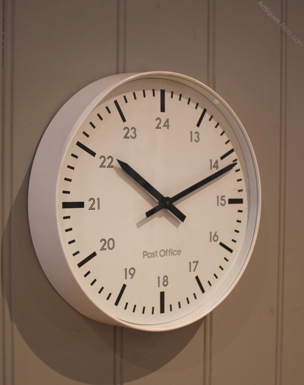 Antiques Atlas - Vintage Cream Post Office Wall Clock as294a6278