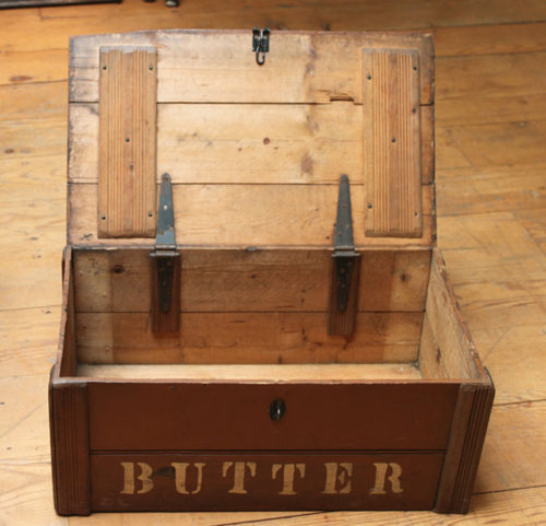 Antiques Atlas - Vintage Butter Storage Box (England, C. 1920)