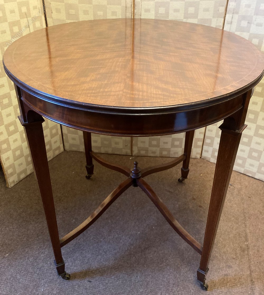 Edwardian Table - Antiques Atlas