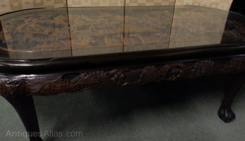 Antiques Atlas - Oriental Table