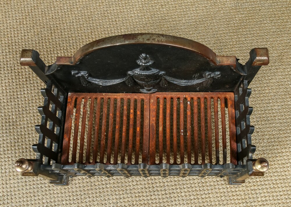 Antiques Atlas - Antique English C18th Cast Iron Open Fire Grate ...