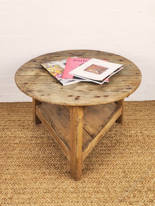 A Rustic Early 19th Century Low Cricket Table as964a019 - Antiques Atlas
